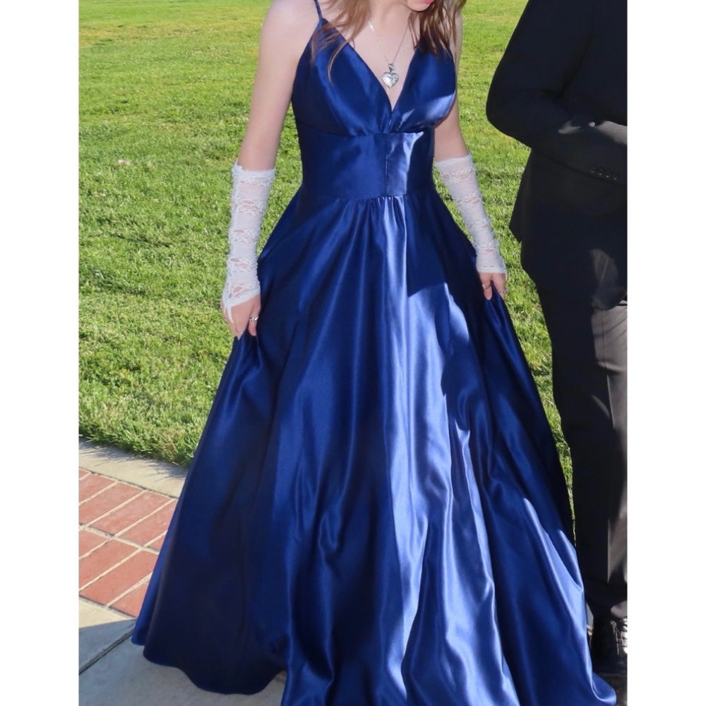 Betsy And Adam Prom Dress/Evening Gown - Gem